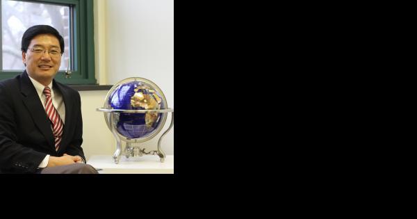 ASC Distinguished Professor Daniel Sui. | Department of Geography